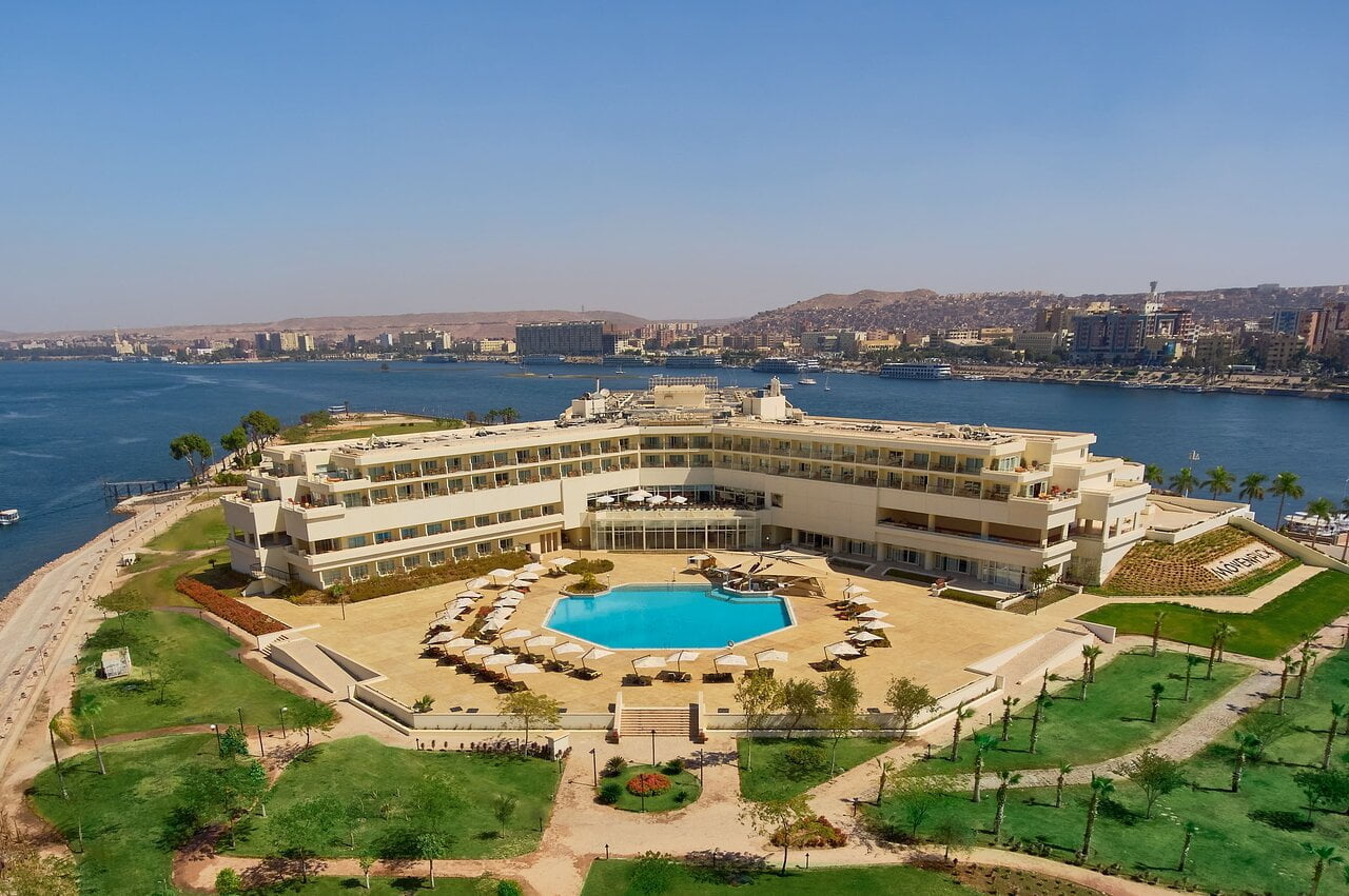 منتجع موڤنبيك أسوان - ترافليون